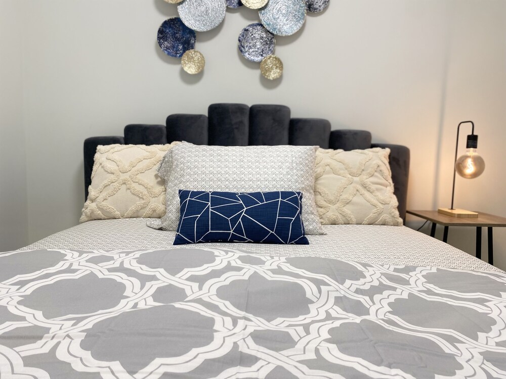 Modernized and fully furnished 2 BR Condo in the safest neighborhood of ...