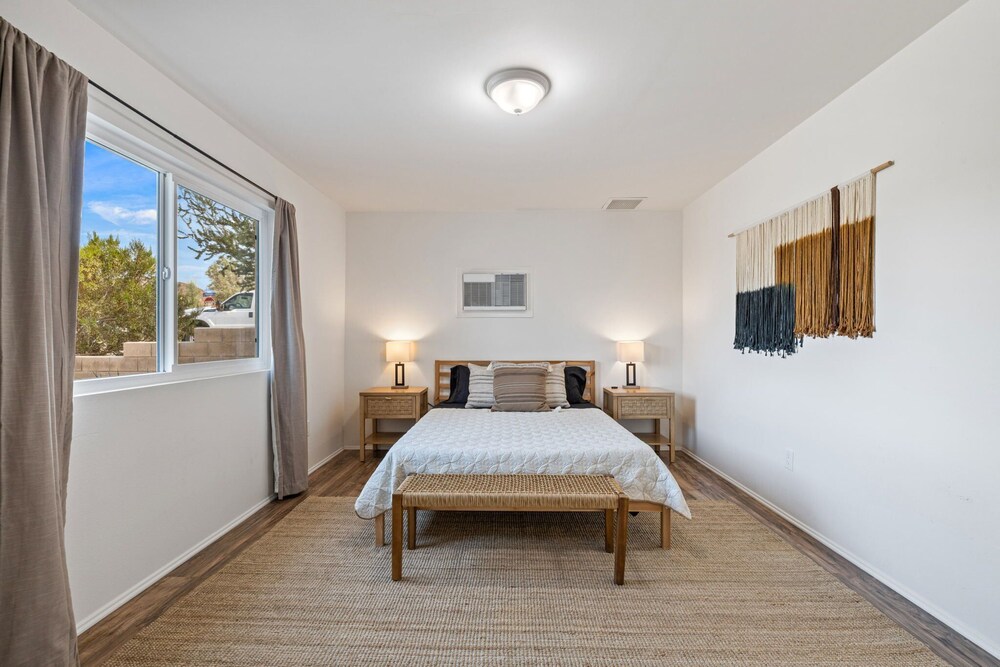Casa Mestiza- Spacious with Fire Pit, Near Town - Yucca Valley | Vrbo
