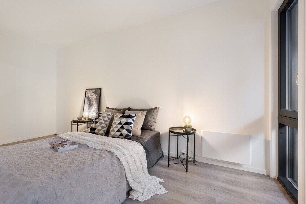Lovely Modern Apartment Centrally Located - Sorum | Vrbo