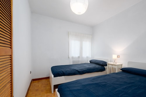 El Sexto De Manso - Enfrente Playa San Lorenzo - Gijón