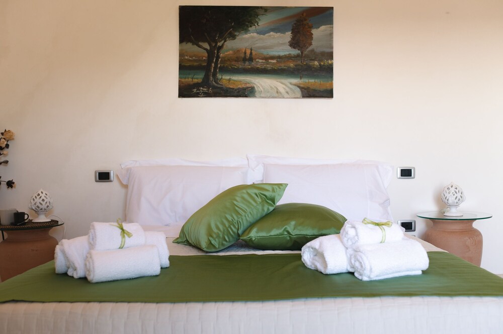 Apartment in the center with breathtaking views of the Valle D'itria ...