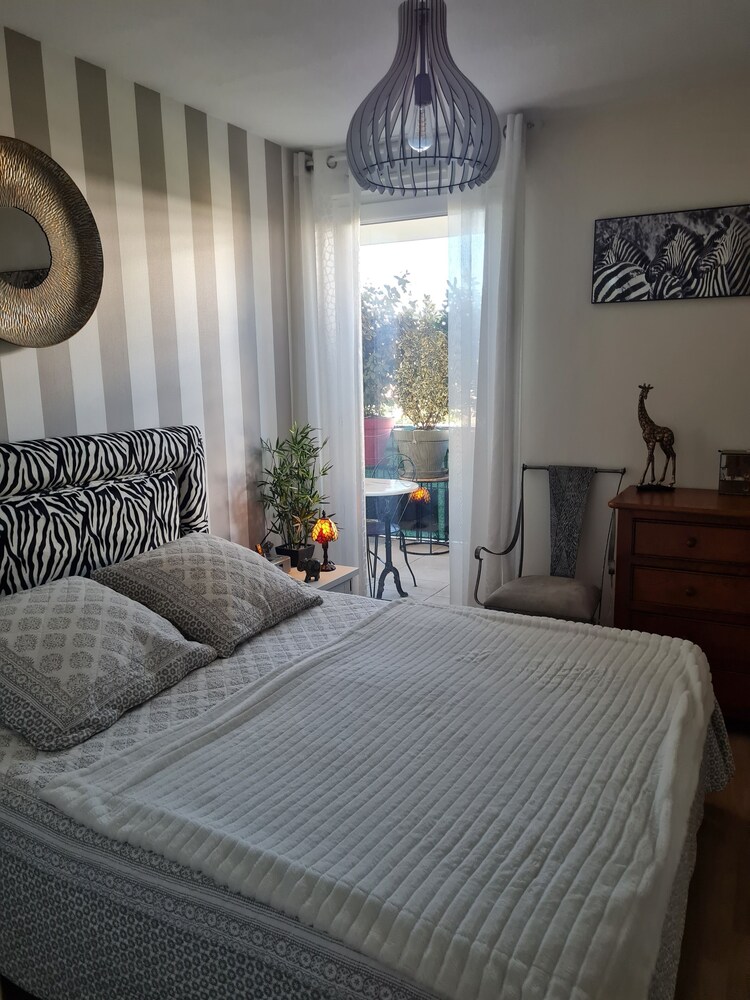 Superb APPARTEMENT 2 Pers/180° mountain view/Commanderie Échirolles ...