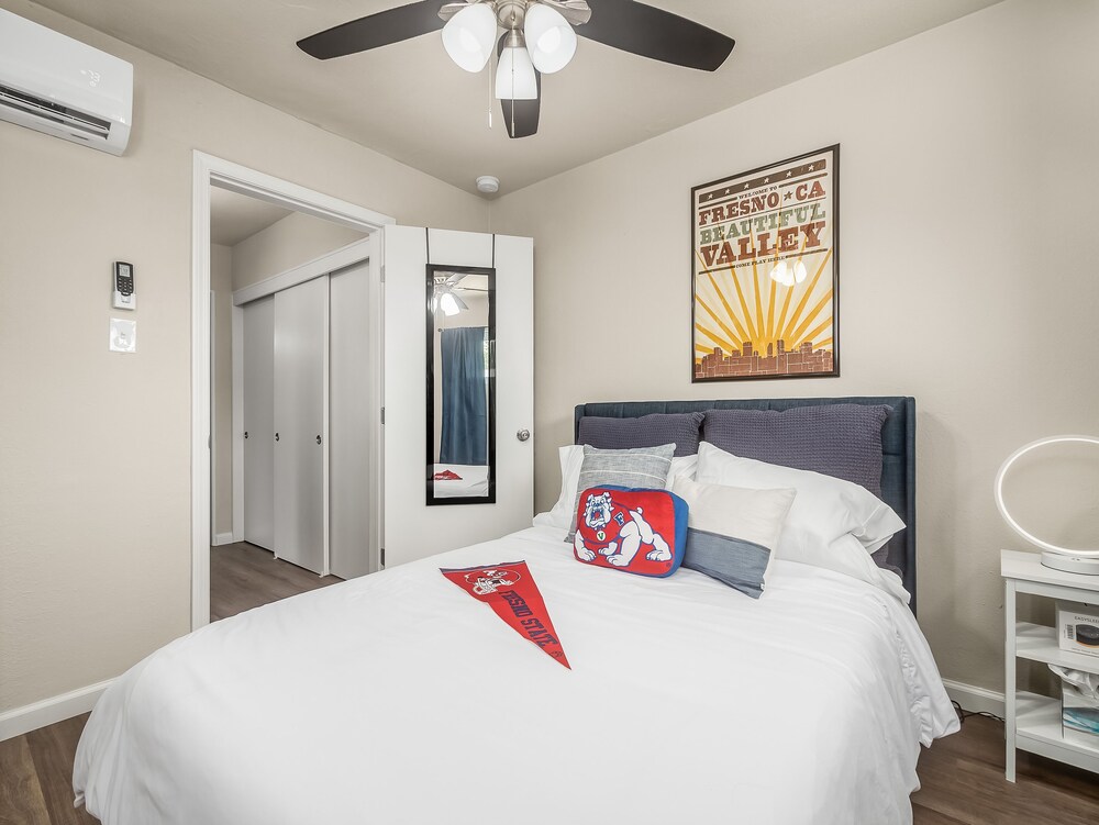 The FSU Den| 1BD/1BTH| Next to Gazebo Gardens! - Fresno | Vrbo