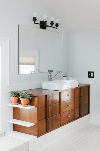 Exquisite Brick Farmhouse Overlooking Seneca Lake - Geneva, NY