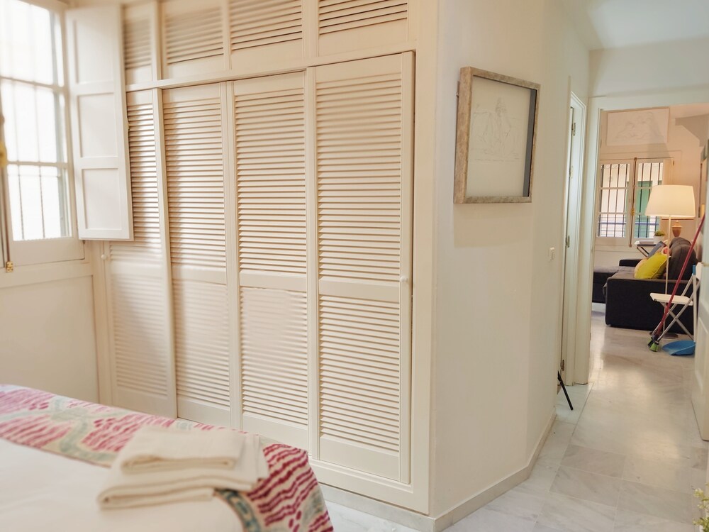 Bright Apartment at Santa Cruz 4 pax Parking Opc - Seville | Vrbo
