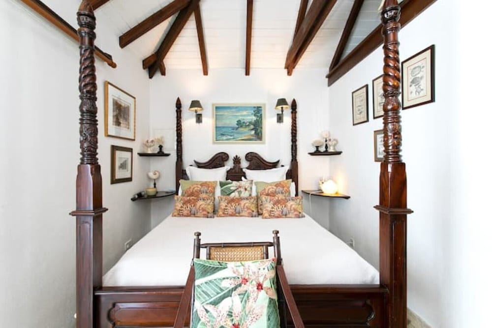 Villa Mango, breathtaking view of the eastern bay! - Orient Bay | Vrbo