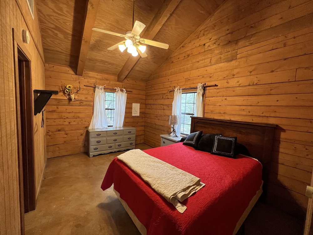 Newly Renovated Rustic Cabin at the Frio - Concan | Vrbo