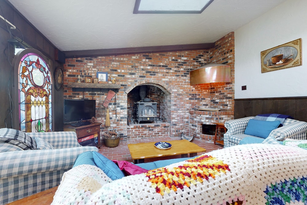Unique & quaint home with loads of character, firepit, two wood stoves ...