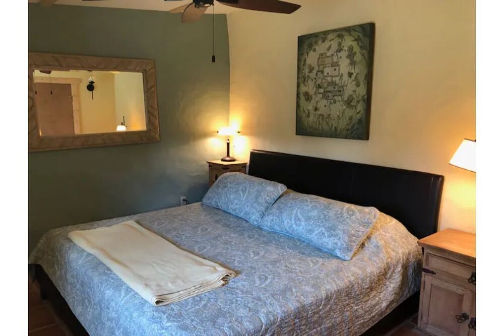Ranch House Respite outside Taos, New Mexico! - Carson | Vrbo