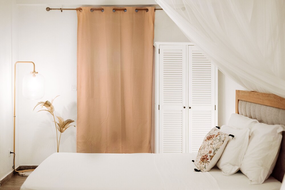 VILLA APOLLINE/CHAMBRE DELUXE /Creole refinement Reviews, Deals ...