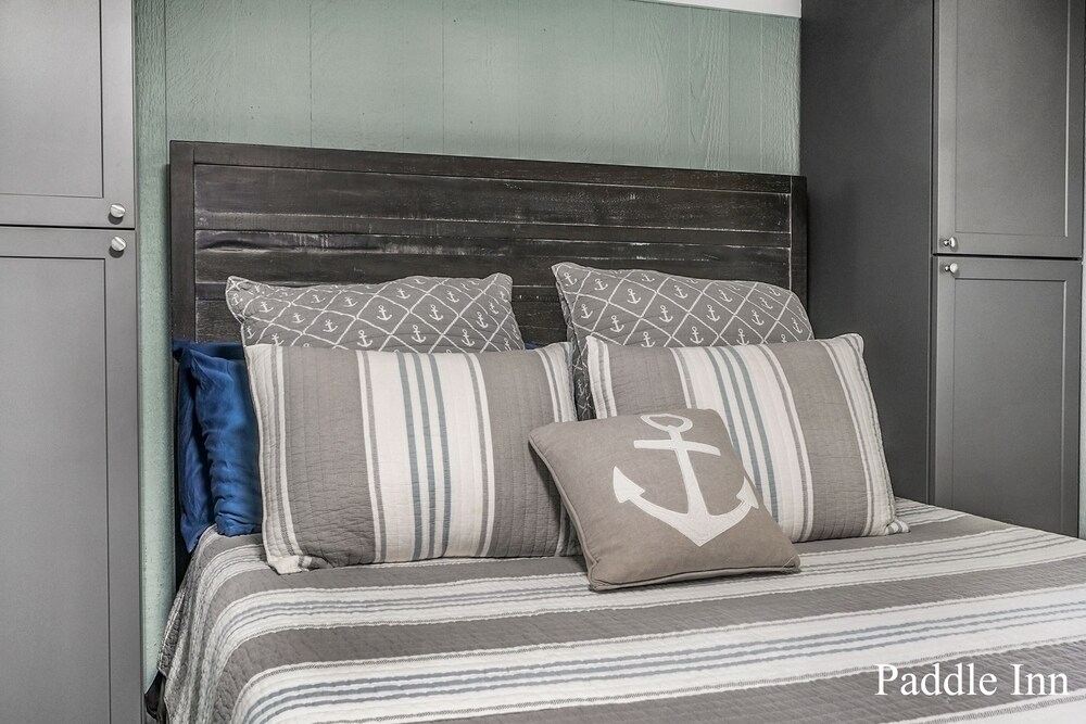 Weekday Specials!! A Peaceful Getaway- Dog Friendly - Montcalm County ...