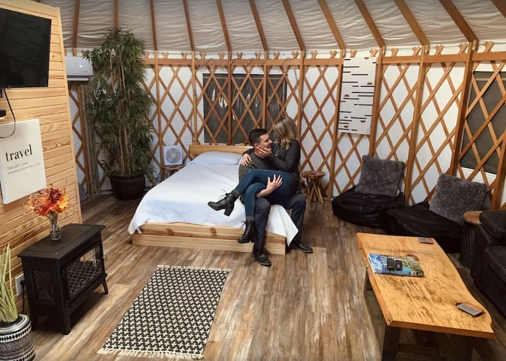 Luxury Yurt for Couples with Hot Tub on Deck - Glenwood | Vrbo