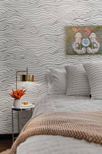 *Luxury 3b Mountain Views* Pool & Hottub*sleeps 10 - 캔모어