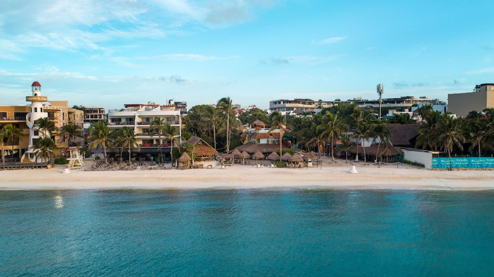 Hotel Colibri Beach in Playa del Carmen | Best Rates & Deals on Orbitz
