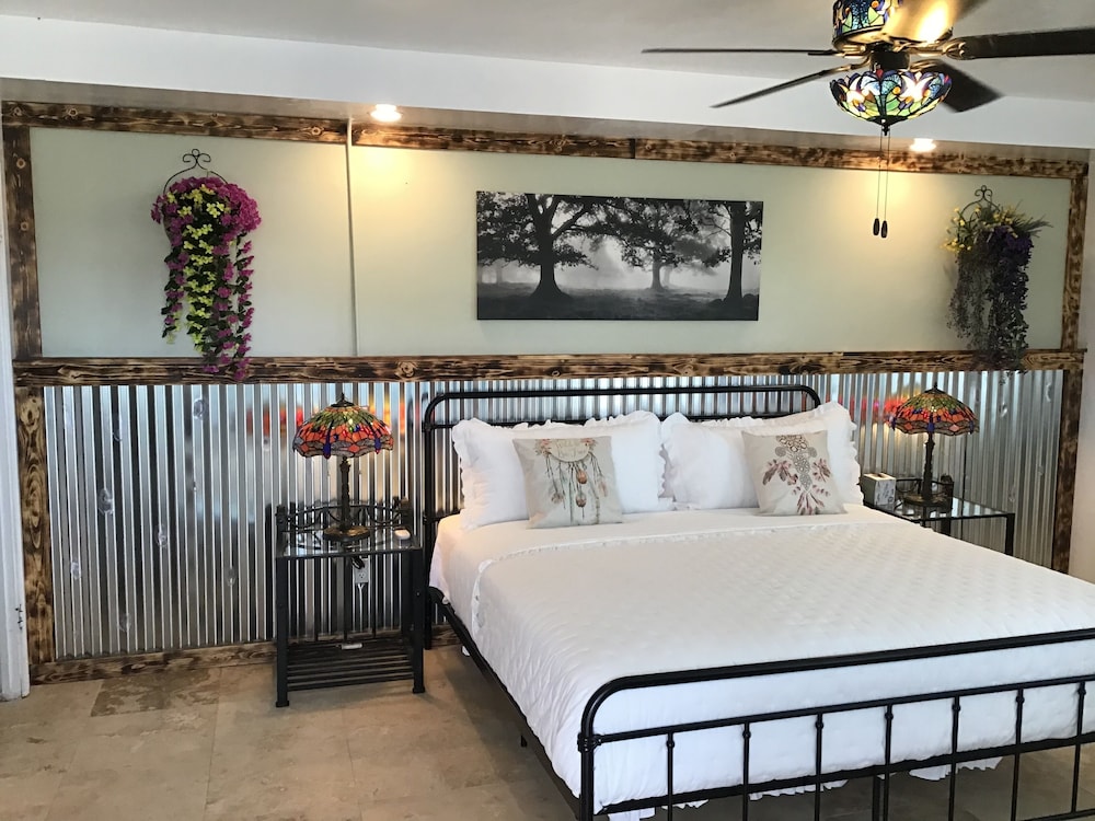 Olancha RV Park & Motel Reviews, Deals & Photos 2026 - vrbo.com
