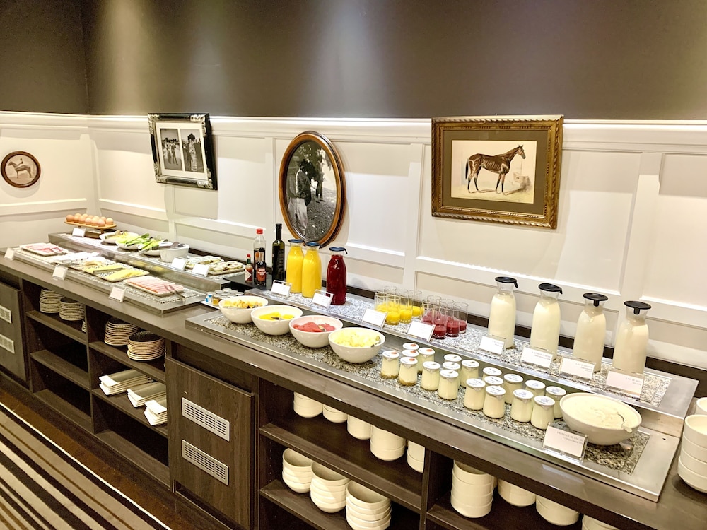 Renaissance Paris Hippodrome De St. Cloud Hotel in Paris | Best Rates ...