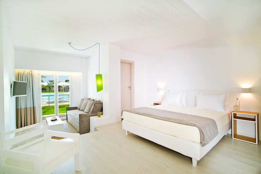 Marathon Beach Resort: Deals & Reviews (Athens, GRC) | Wotif