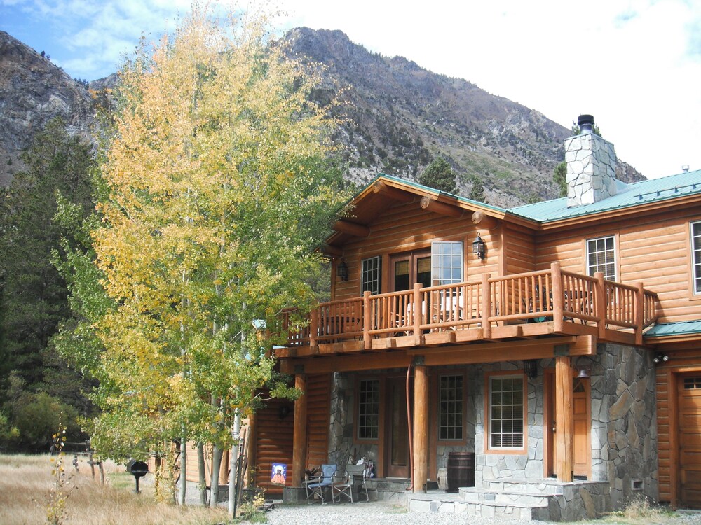 Double Eagle Resort & Spa in June Lake | Best Rates & Deals on Orbitz