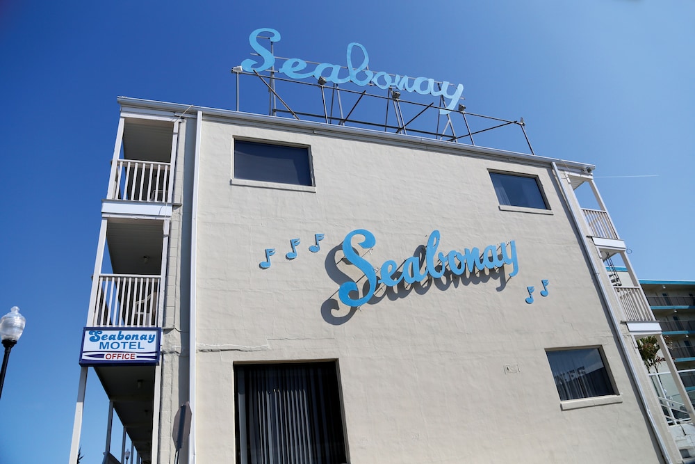 Seabonay Oceanfront Motel, Ocean City: $70 Room Prices & Reviews ...