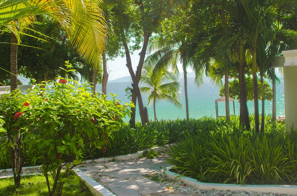 Kaliko Beach Club - All Inclusive Resort in Arcahaie | Best Rates ...