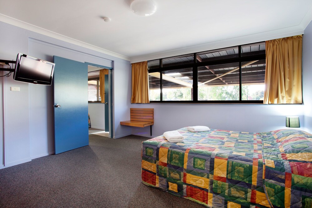 Vale Hotel: AU$90 Deals & Reviews (Townsville, AUS) | Wotif