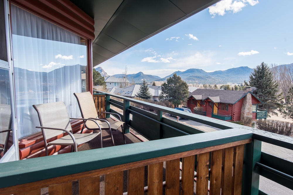Discovery Lodge in Estes Park | Best Rates & Deals on Orbitz