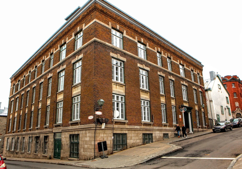 Auberge Internationale de Québec - Hostel: AU$94 Deals & Reviews ...