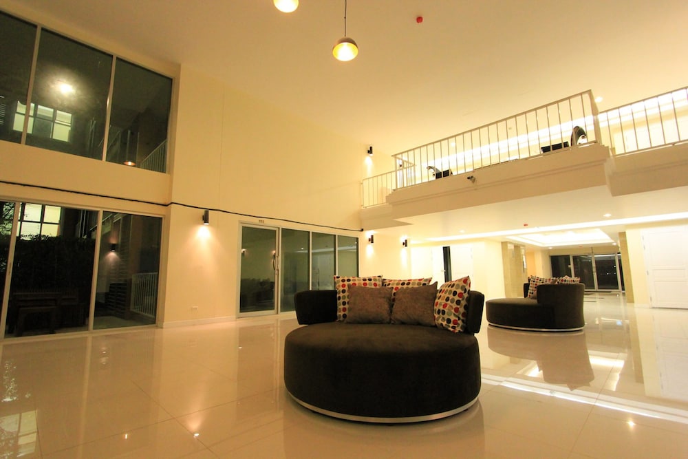 Grow Residences Deals & Reviews (Bangkok, THA) | Wotif