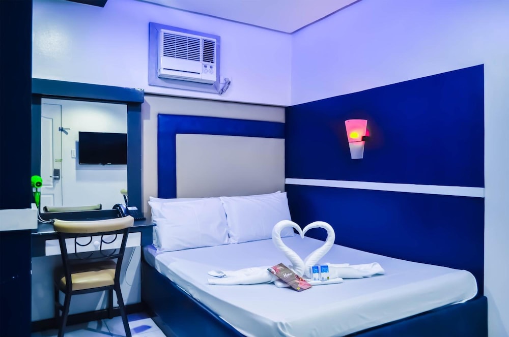 Room Deals for Hotel 99 Cubao, Manila starting at $38 | Hotwire