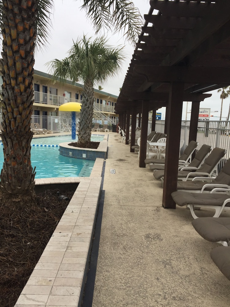 Gaido's Seaside Inn, Galveston: $79 Room Prices & Reviews | Travelocity