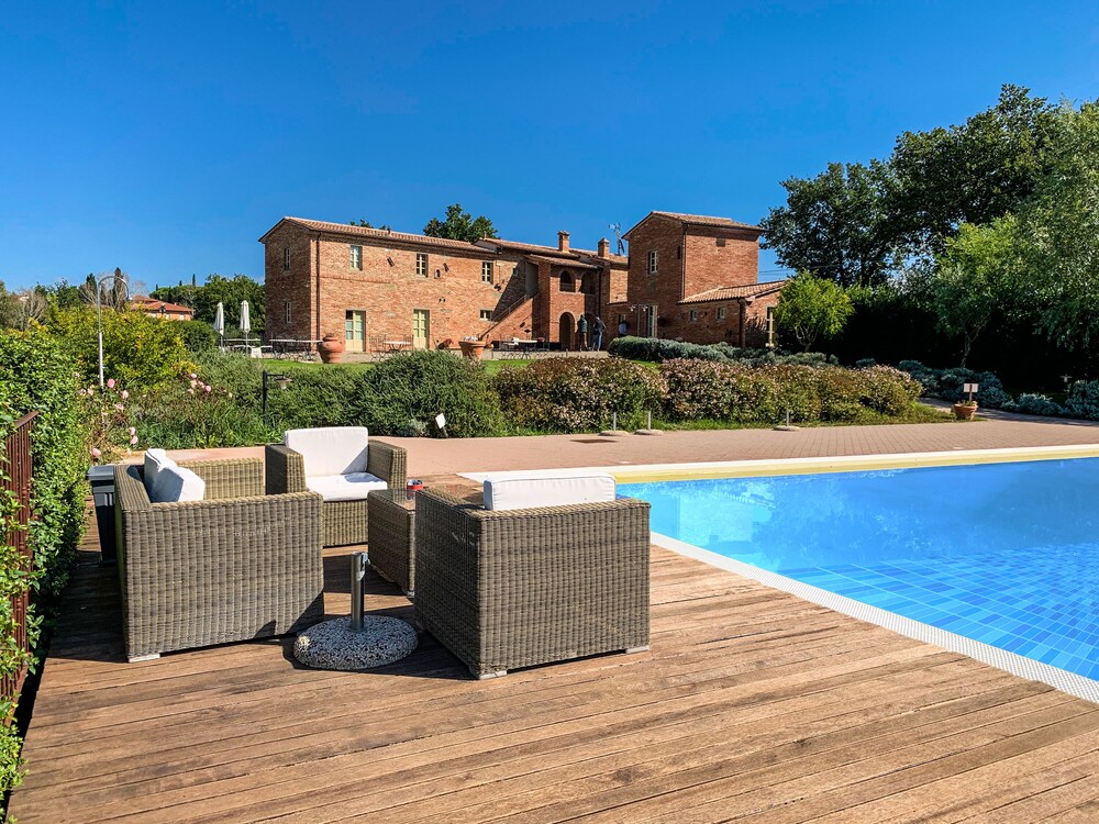 Casale Cardini Reviews, Deals & Photos 2026 - Vrbo