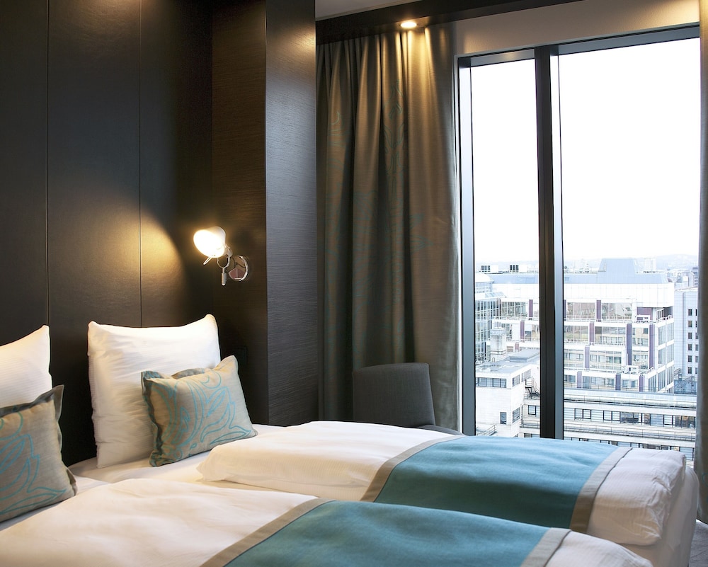 Motel One London - Tower Hill: AU$207 Deals & Reviews (London, GBR) | Wotif