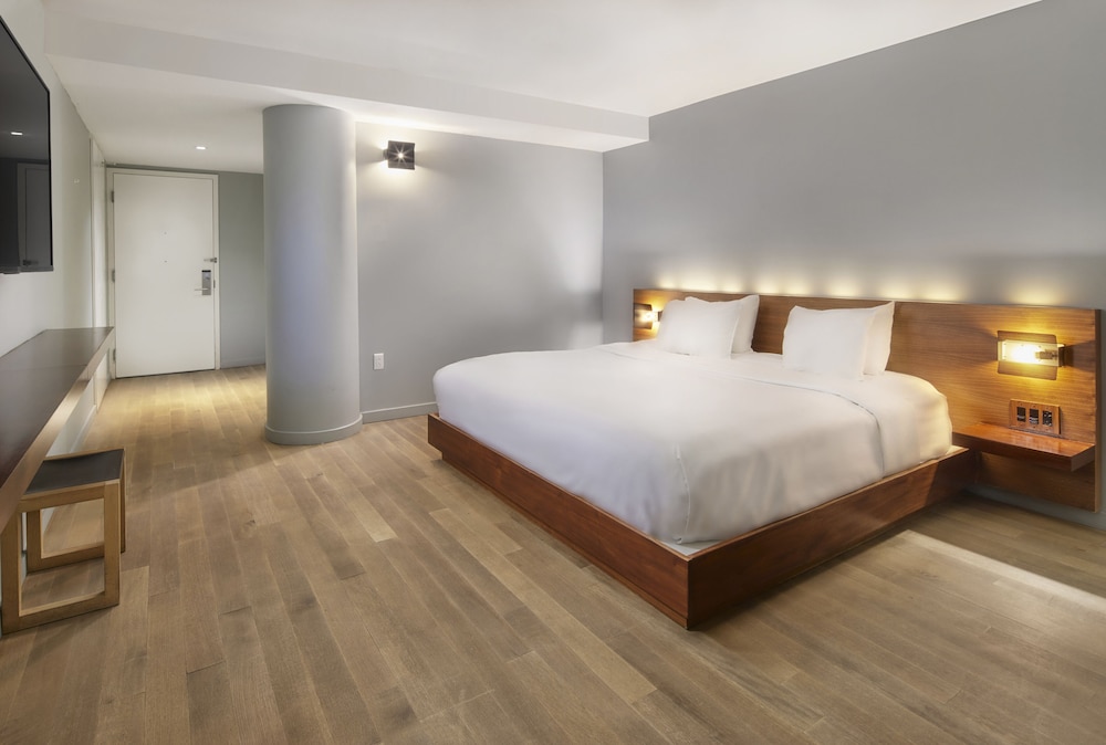 Truss Hotel Times Square in New York | Best Rates & Deals on Orbitz