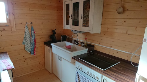 Schwedenhaus Mit Kamin Und Pool - Almanya