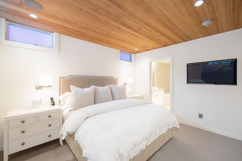 Luxurious 2 Bedroom In Aspen Core! - Aspen