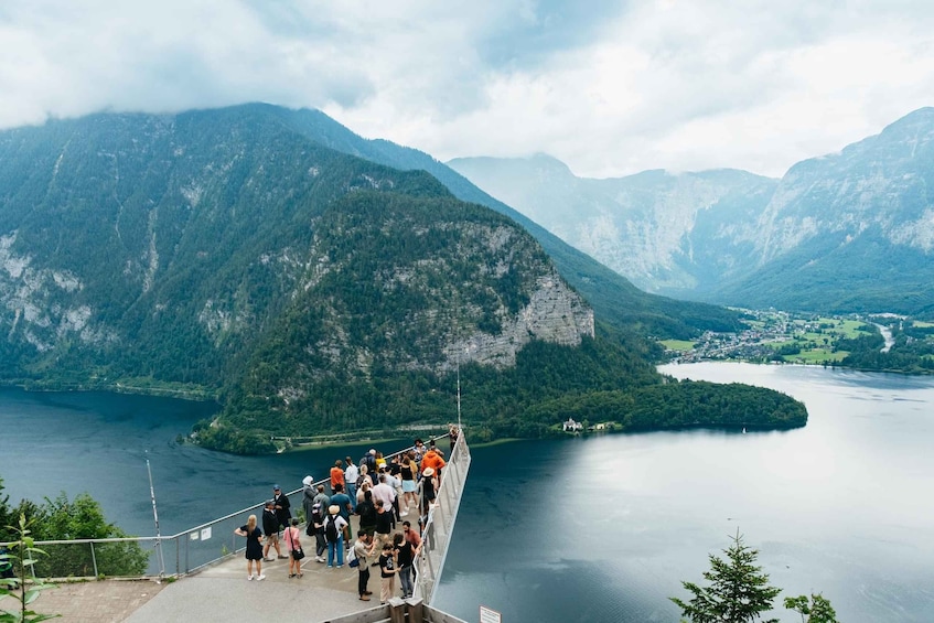 Vienna: Hallstatt & Alpine Peaks Day Trip with Skywalk Lift