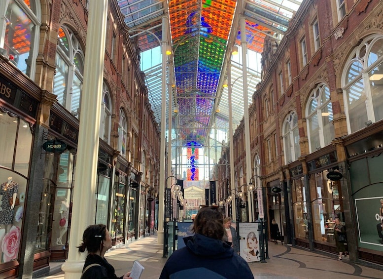 Leeds: Daily Guided City Center Walking Tour (10:30am)