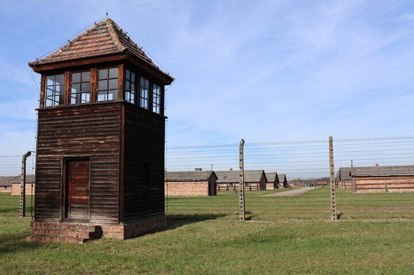 Auschwitz Birkenau Tour with Tickets and Private Transfer