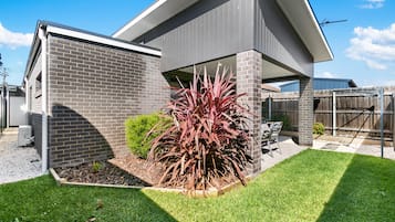 Apartamento, 3 quartos | Terraço/pátio