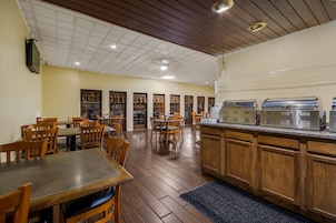 Pequeno-almoço tipo buffet diário incluído