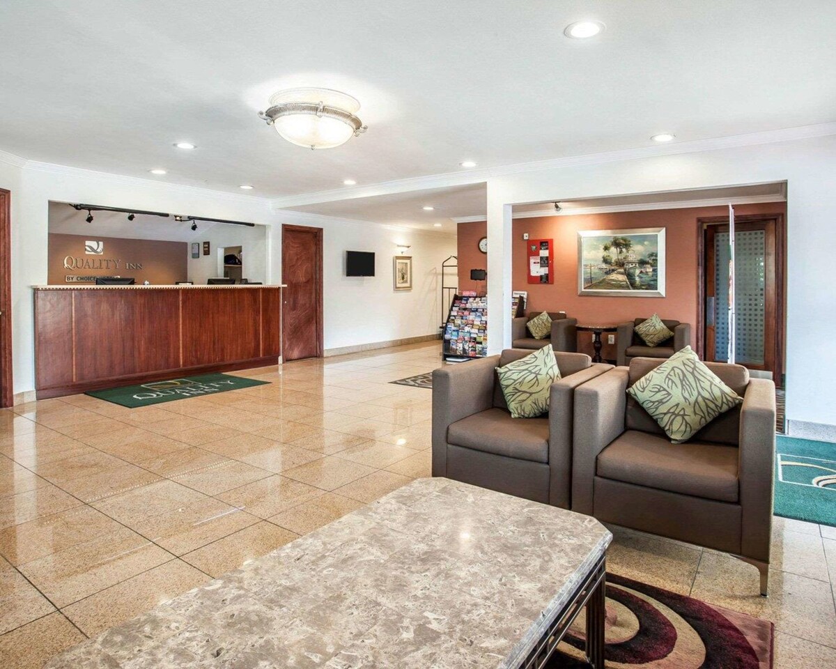 Quality Inn Sea-Tac Airport Reviews, Deals & Photos 2023 - Expedia