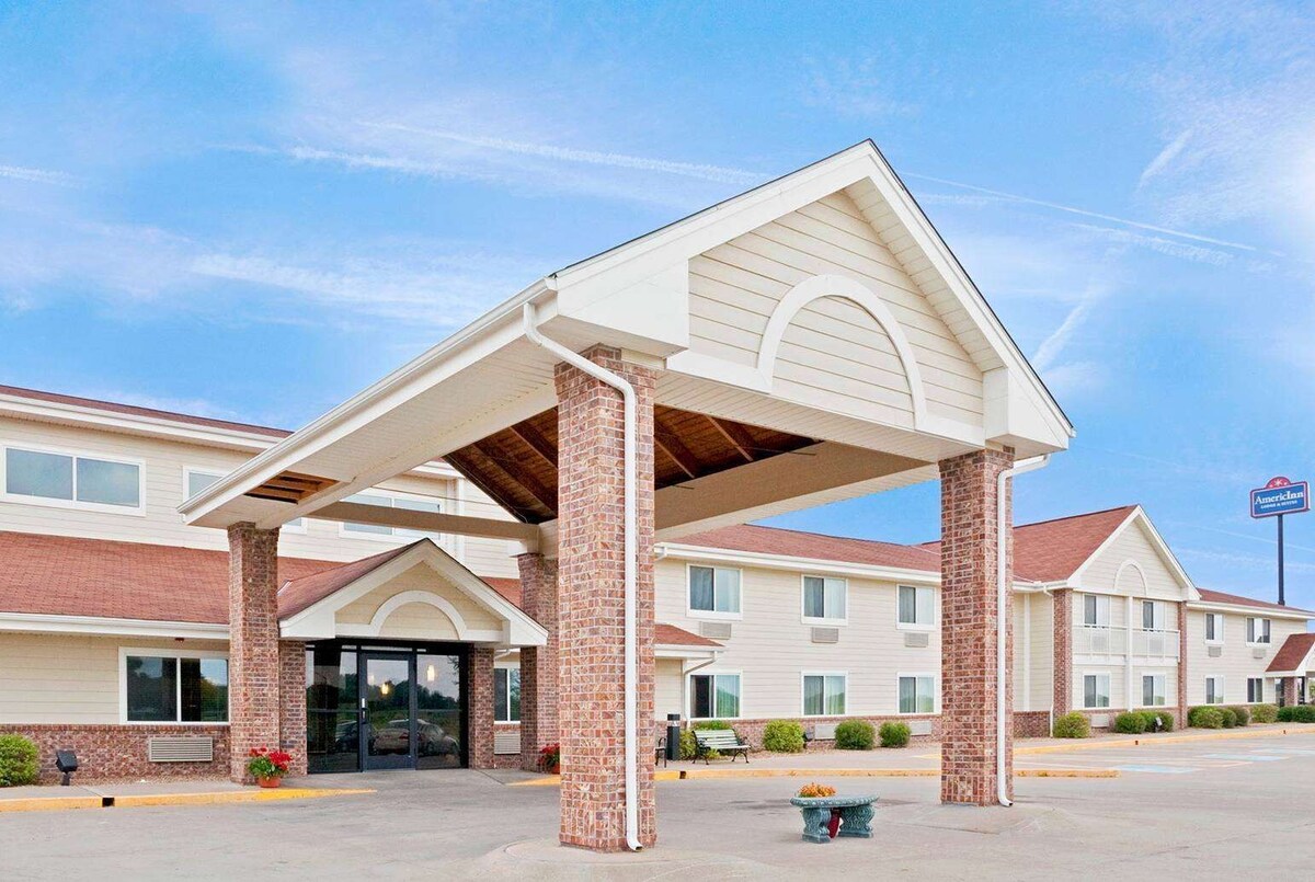 AmericInn by Wyndham Silver City Reviews, Deals & Photos 2023 - Expedia