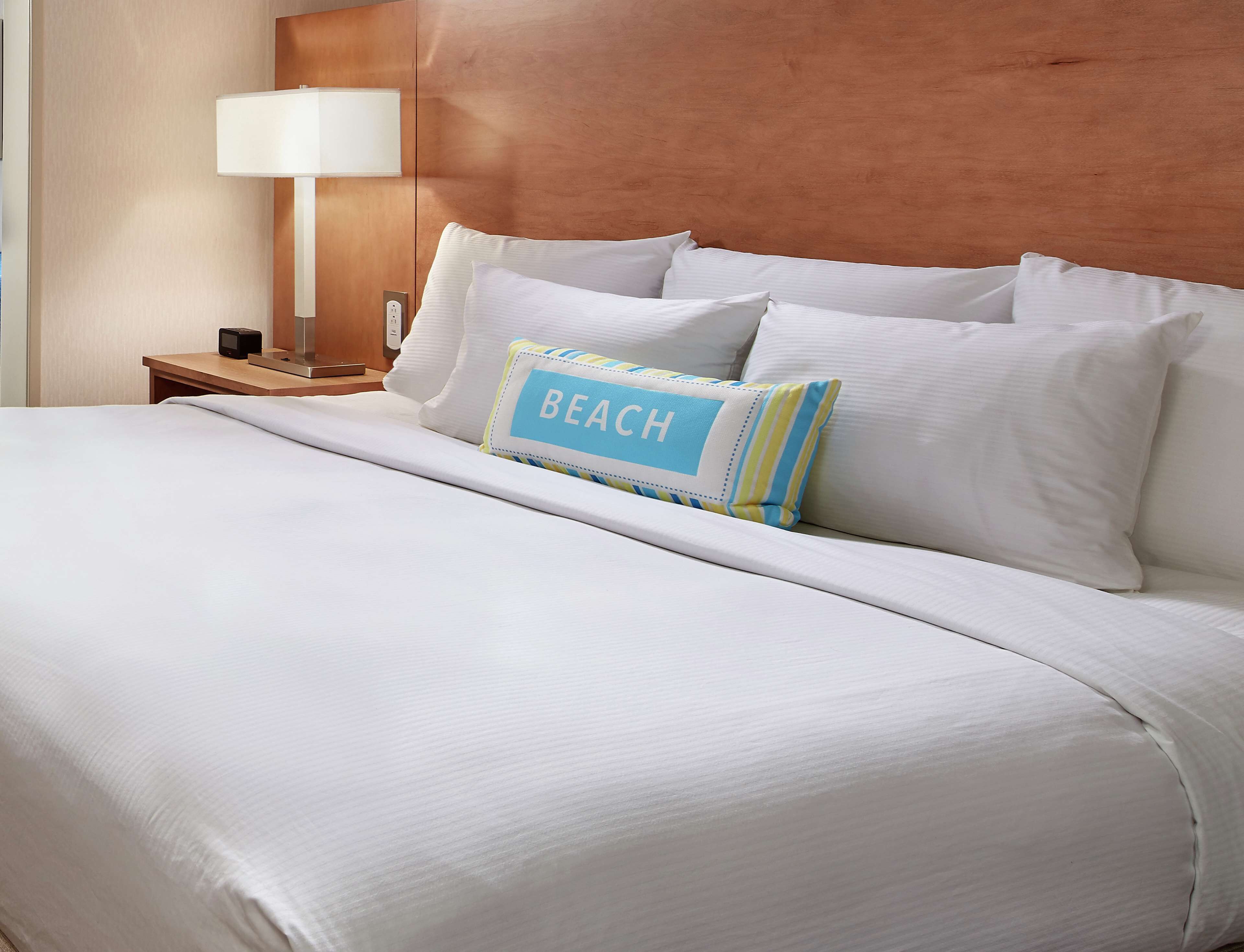 DoubleTree Suites by Hilton Doheny Beach - Dana Point Reviews, Deals ...