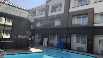 Piscina exterior