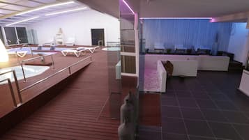 Sauna seca, banheira de hidromassagem, sauna a vapor