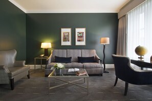 Suíte, 1 cama King (Parlor Suite) | 1 quarto, lençóis italianos Frette, roupas de cama premium