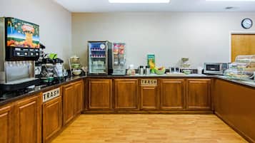 Café da manhã continental grátis todos os dias