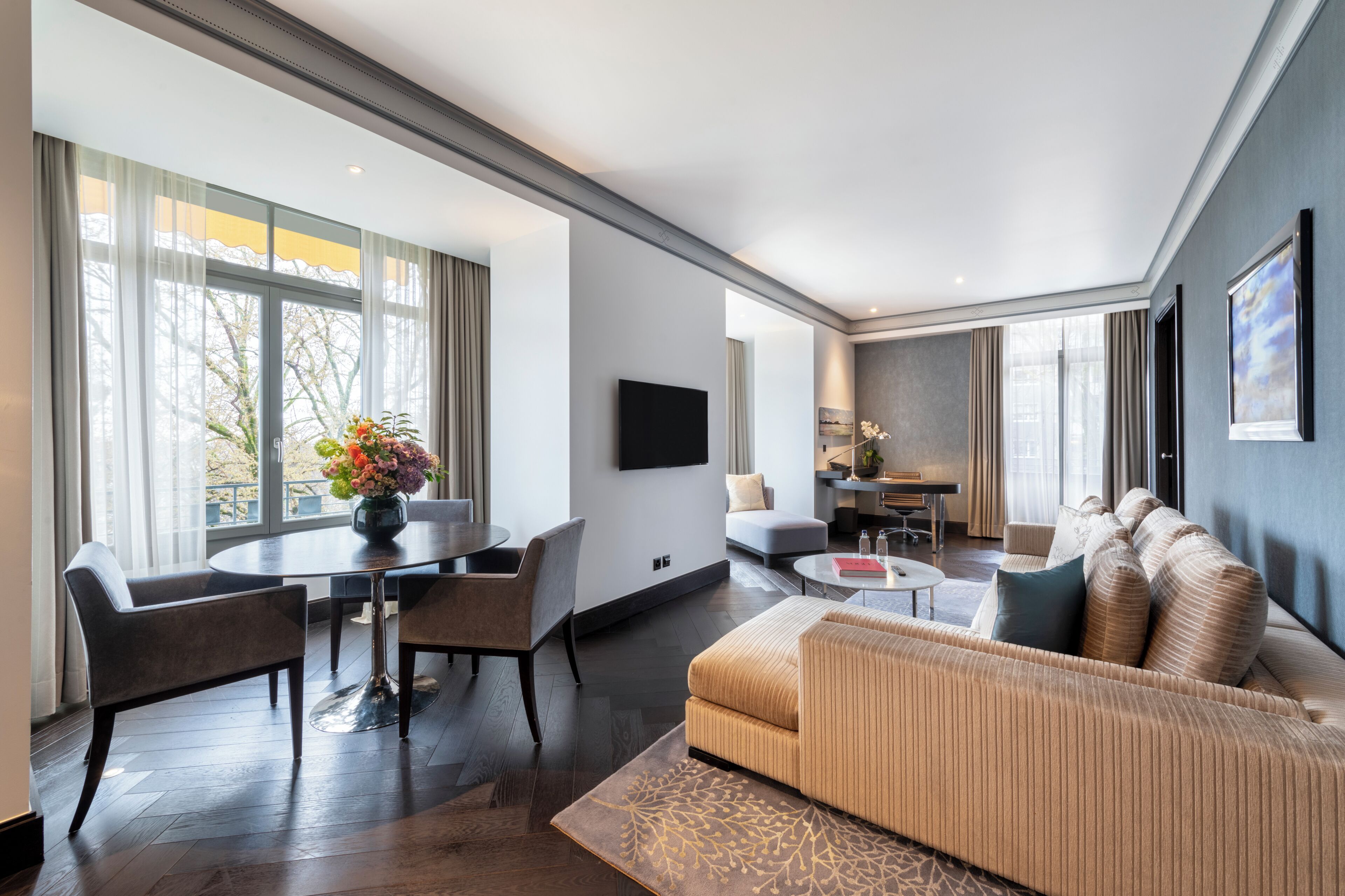 Televisor LCD de 50 cm com canais por cabo, televisor 