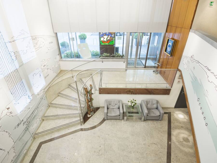Entrada (vista interior)