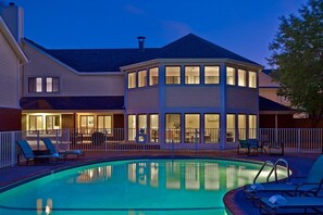 Piscina exterior 